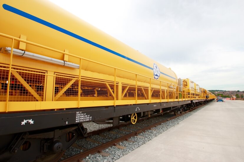 Crossrail Receives 465 Metre Long Concreting Train | Railway-News