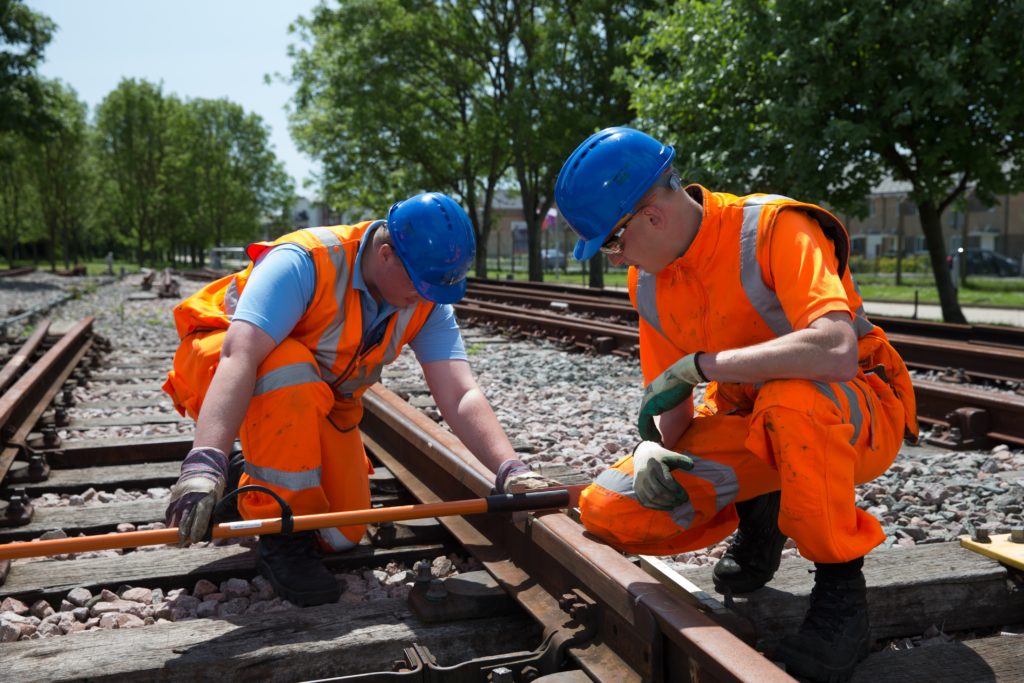 UK: Applications Open for Network Rail Apprenticeships in Wales and Borders