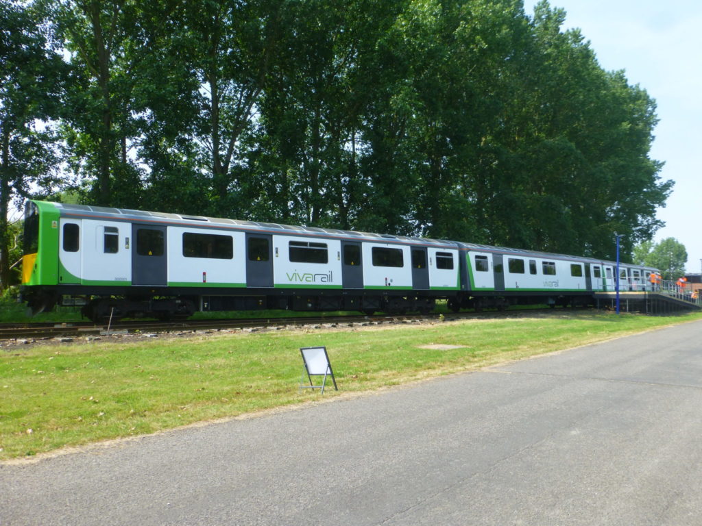 Vivarail's Patented Fast Charge Battery System a Success | Railway-News