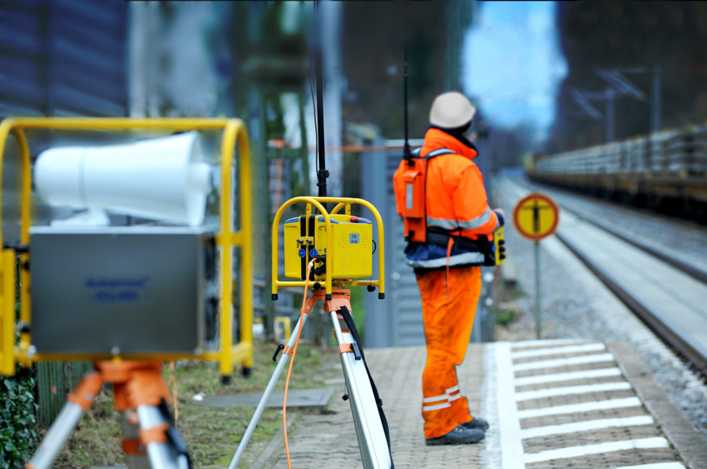 Track Warning Systems | Railway Worksite Safety | Railway-News