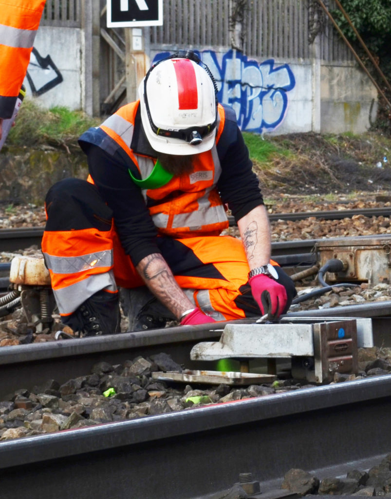 Track Warning Systems | Railway Worksite Safety | Railway-News