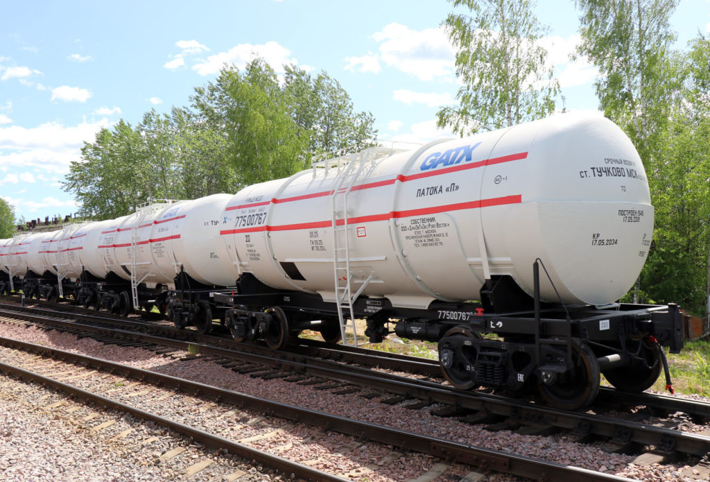 UWC Ships 26 Tank Cars to GATX Rail Vostok | Railway-News