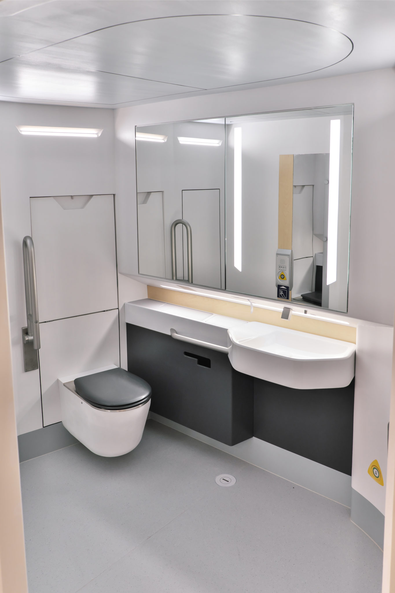 Bombardier's ZEFIRO Wins German Design Award | Railway-News