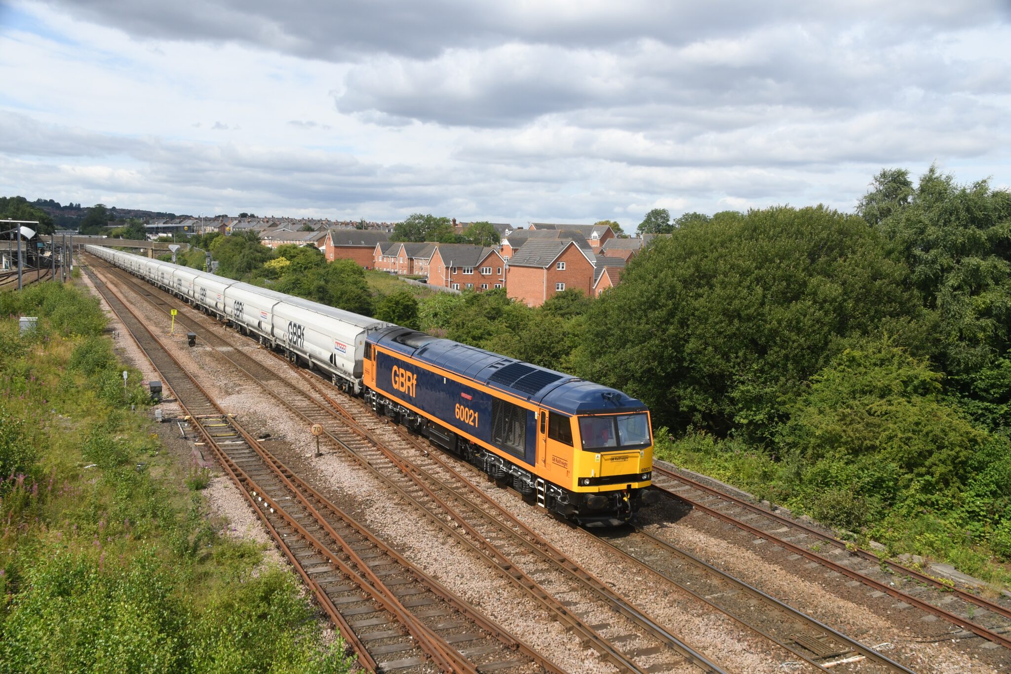 DB Cargo to Maintain GB Railfreight Class 60 Locomotives | Railway-News