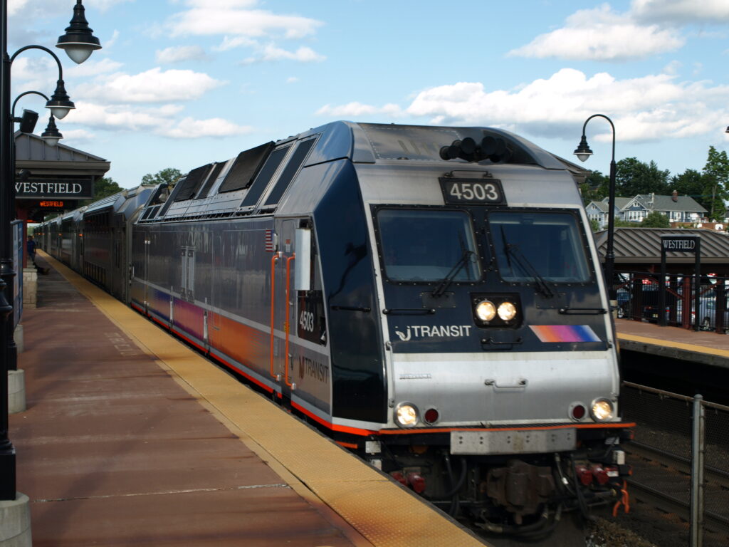 Bombardier to Supply 8 ALP-45 Dual-Power Locomotives to New Jersey ...