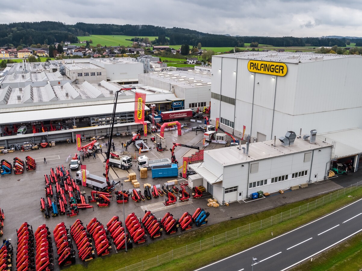 Start of the PALFINGER World Tour | Railway-News