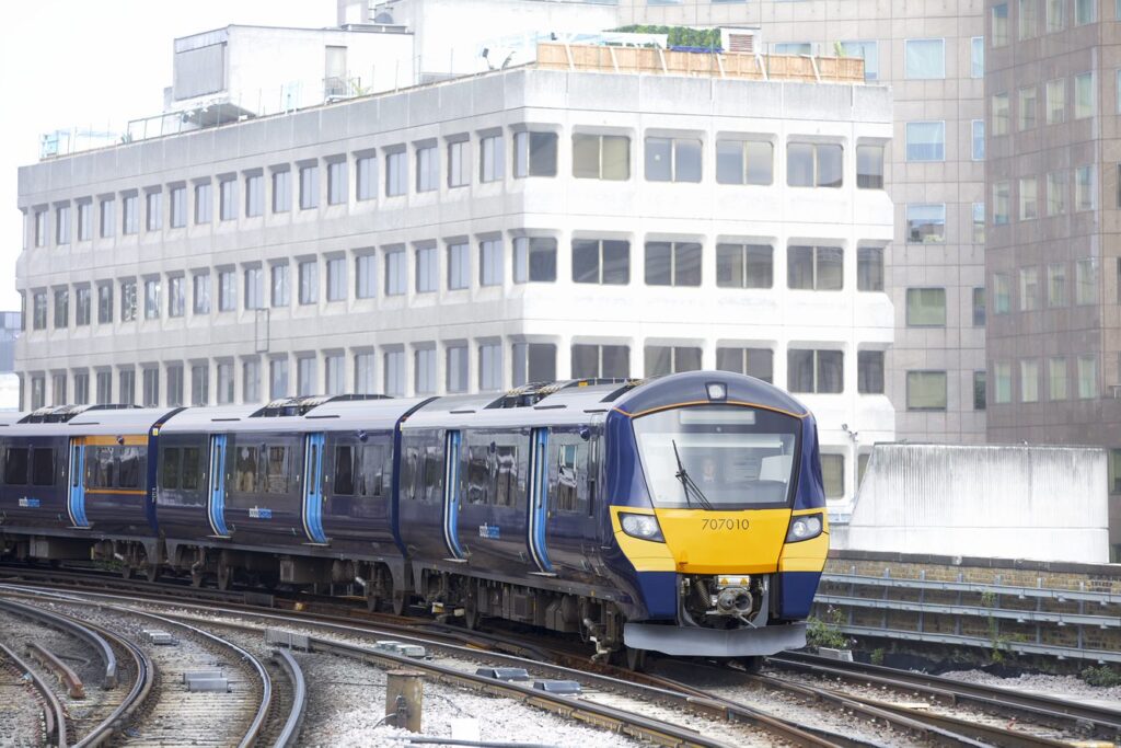 Southeastern Services Begin under Operator of Last Resort | Railway-News