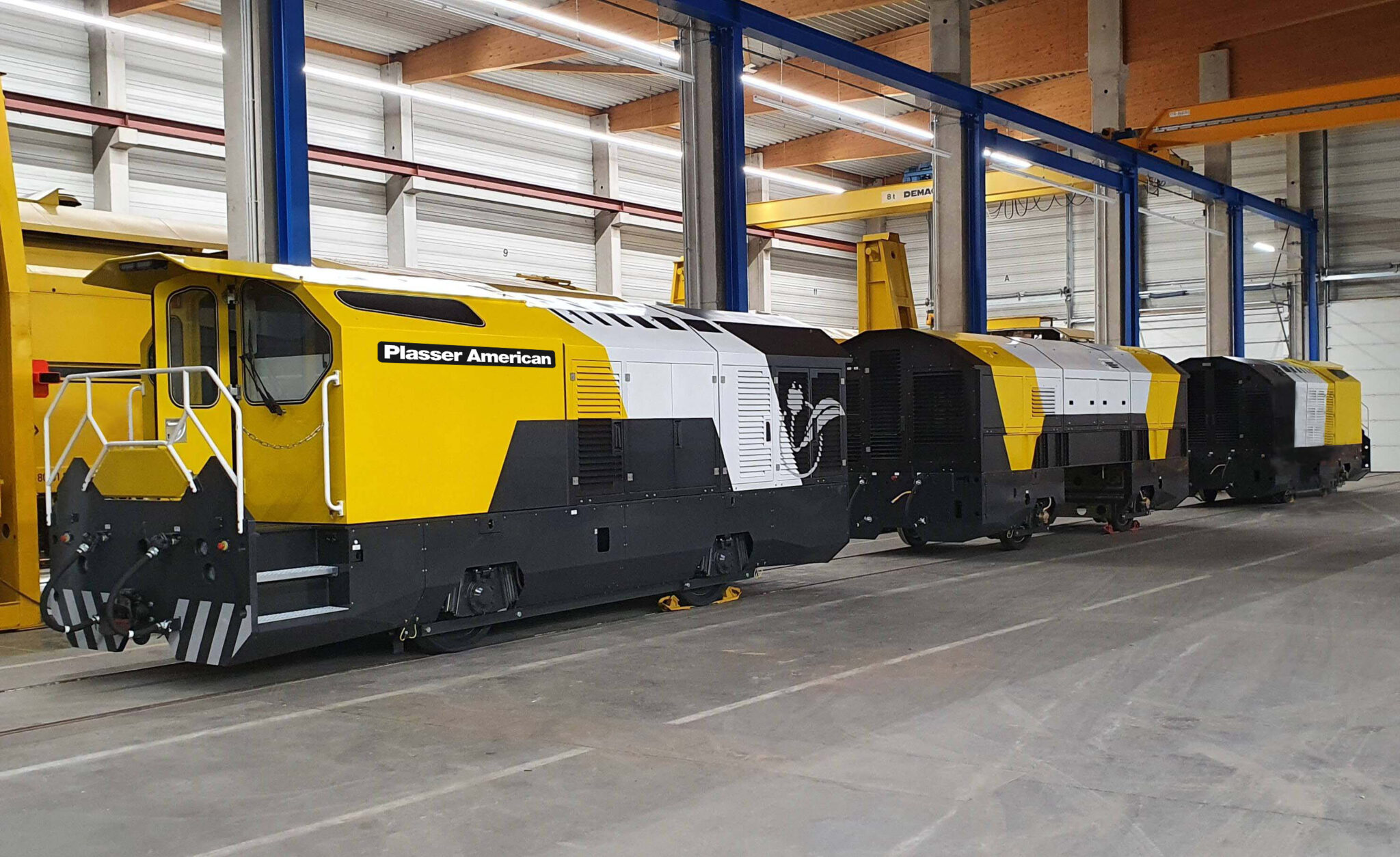 Plasser American Acquires the Worldwide First Hybrid Rail Milling Machine