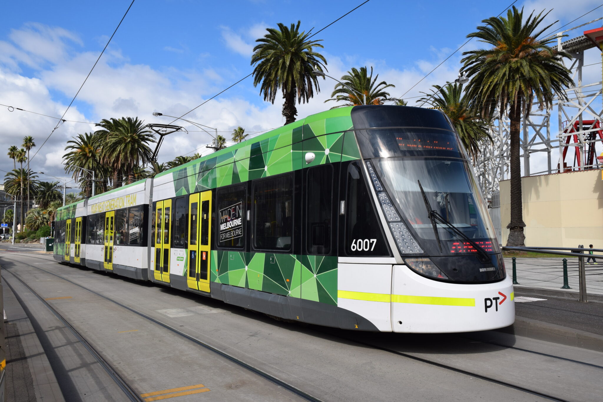E-Class Trams Begin Operation on Melbourne’s Route 58 this Month ...