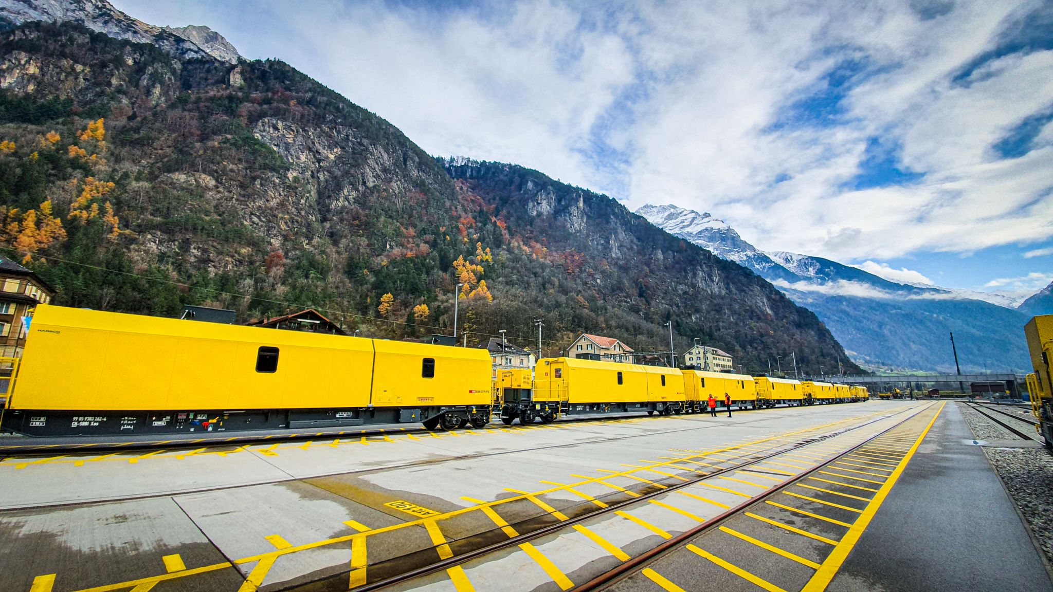 Harsco Rail Delivers 12 Carrier Wagons to SBB
