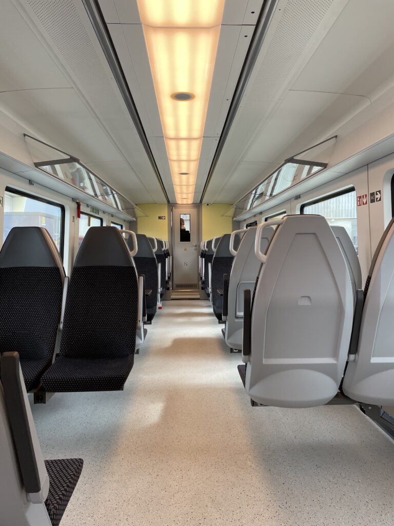 InnoTrans: Official Presentation of Siemens Mobility Mireo Plus H | Railway-News