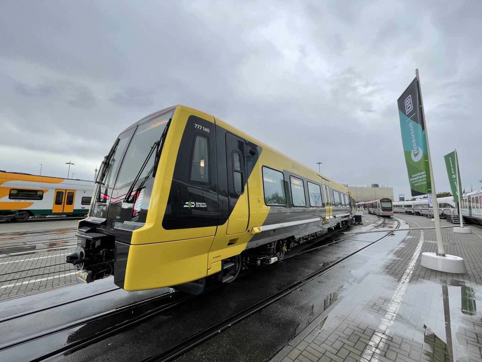 IN PICTURES: Stadler Presents Metro Train for Liverpool | Railway-News