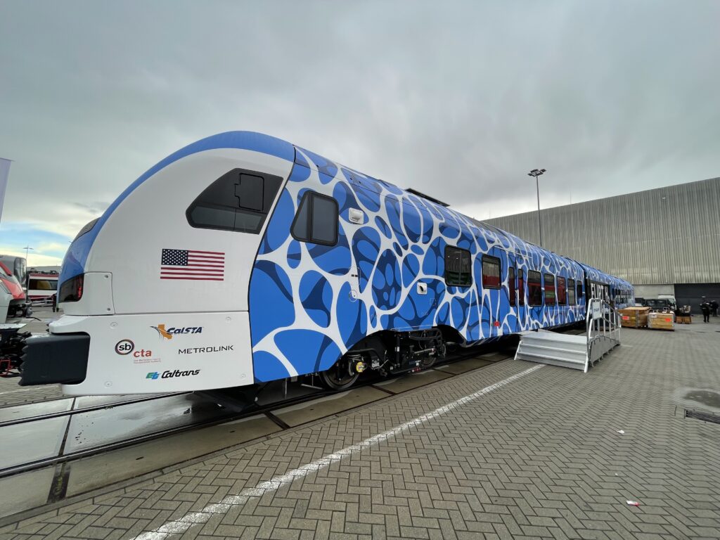 More Hydrogen Trains Heading to California as Stadler Signs New MoU ...