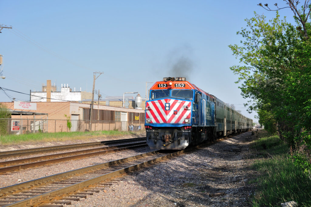 Union Pacific to Transfer Chicago Commuter Rail Services to Metra ...