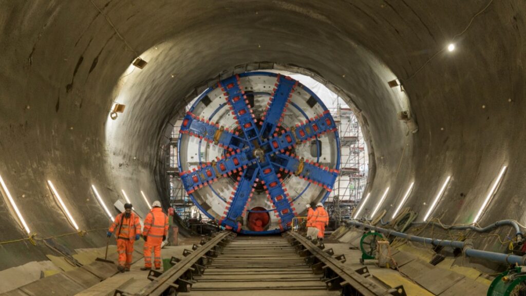 HS2 Launches Final Northolt Tunnel Boring Machine | Railway-News
