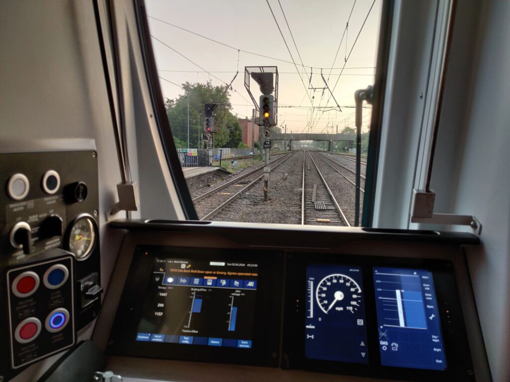 First ETCS Level 2 Train Tested on UK Mainline | Railway-News