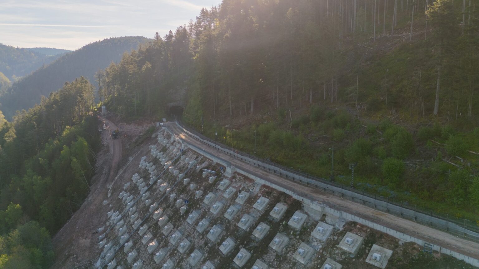 Laying Rail Cabling down the Sharp Slopes of the Black Forest