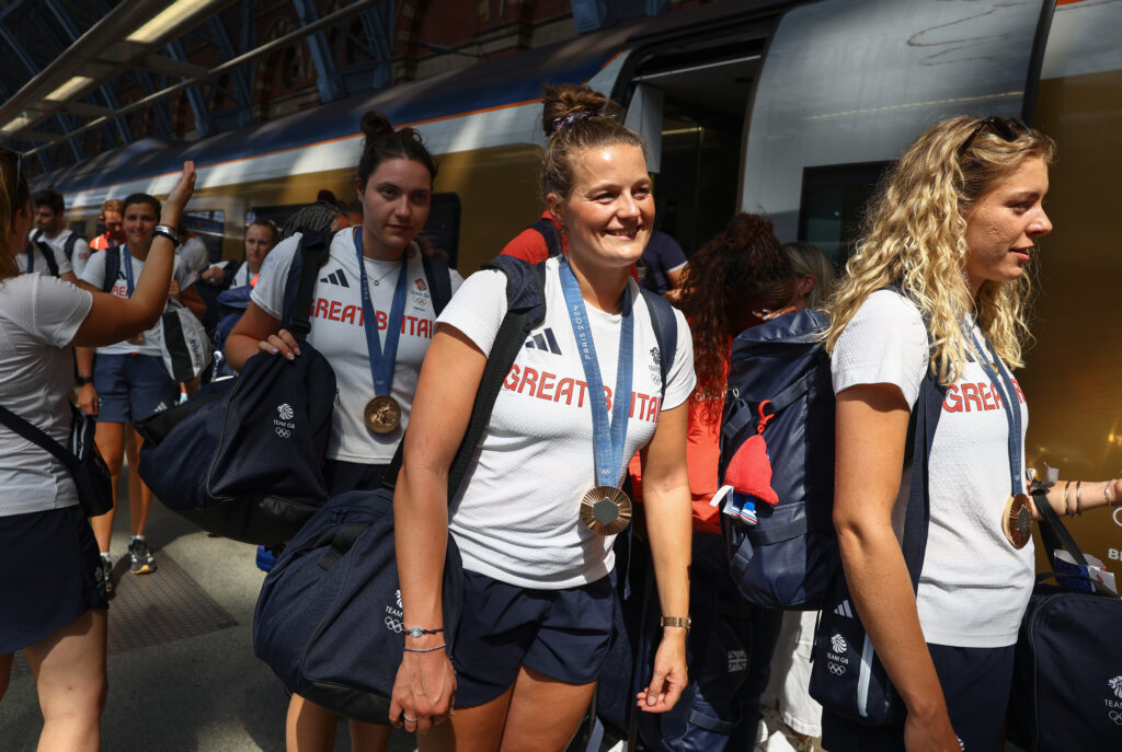 Eurostar Golden Train Transports Team GB Athletes | Railway-News