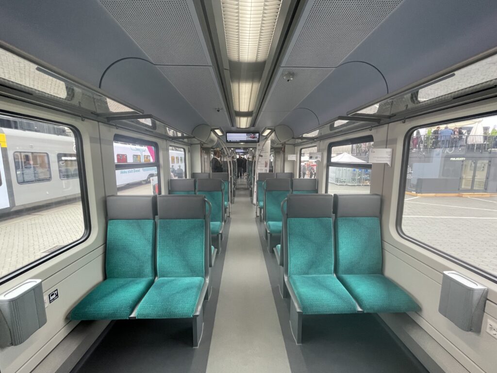 DB Regio Shows Off Its Modernised S-Bahn Train for Cologne | Railway-News