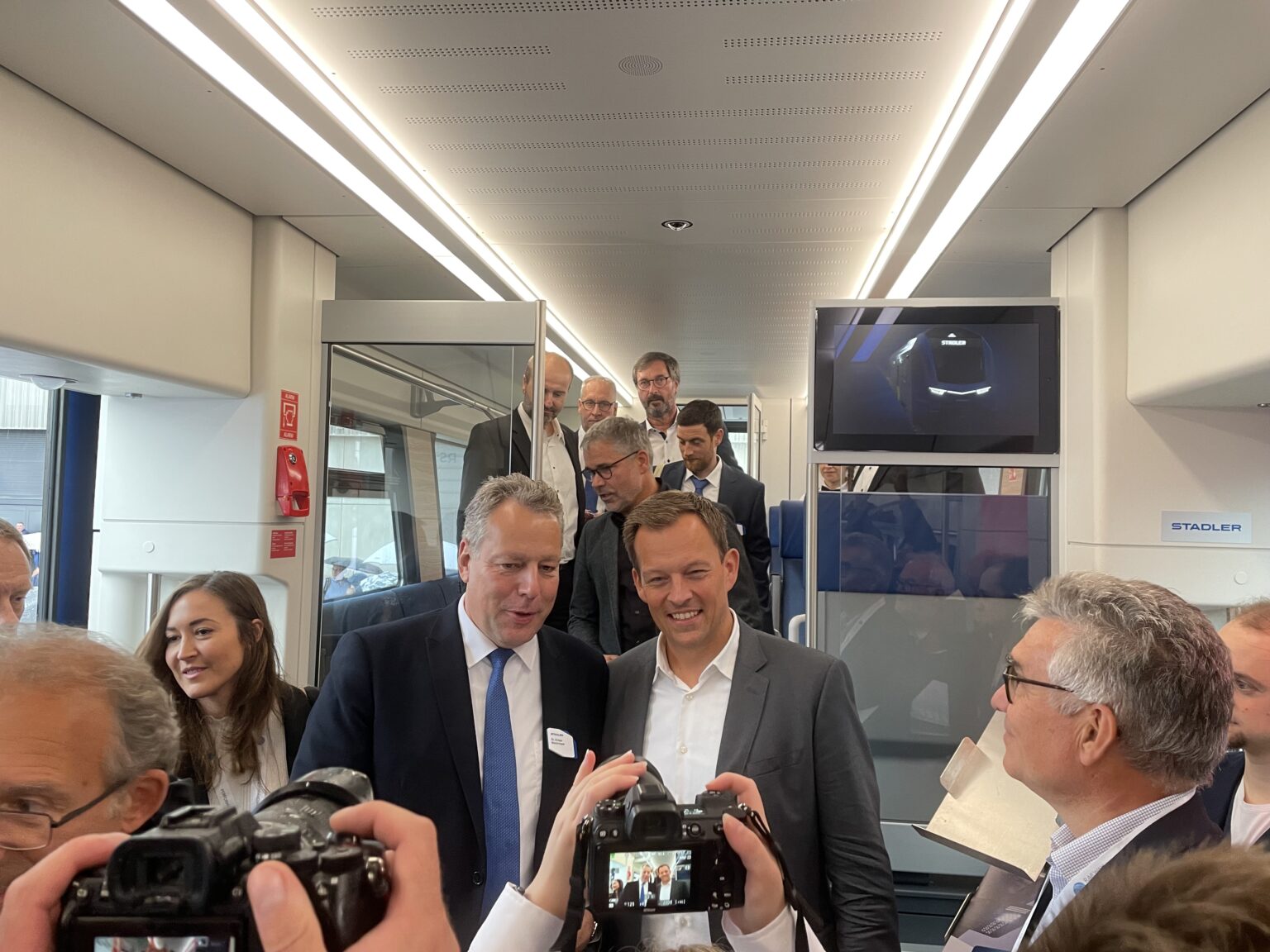 InnoTrans 2024: Stadler Unveils Its RS Zero Emission-Free Train ...