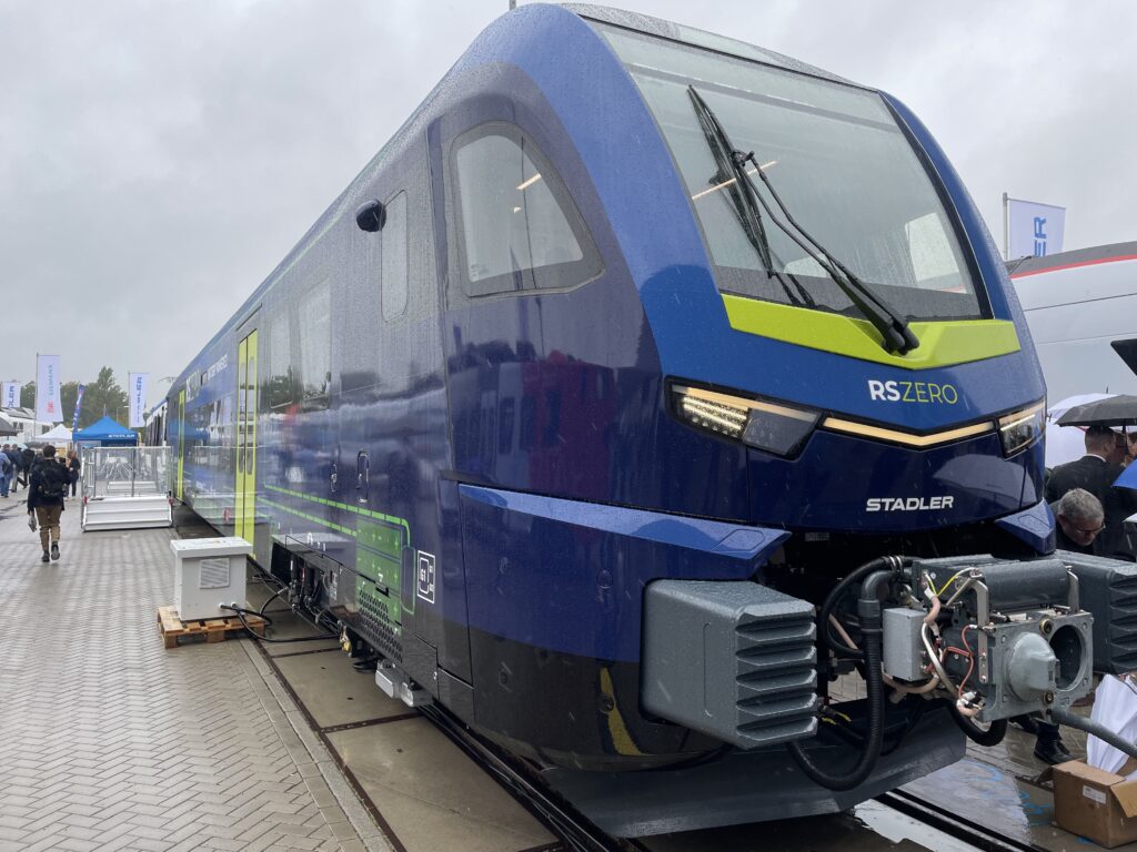 InnoTrans 2024: Stadler Unveils Its RS Zero Emission-Free Train | Railway-News