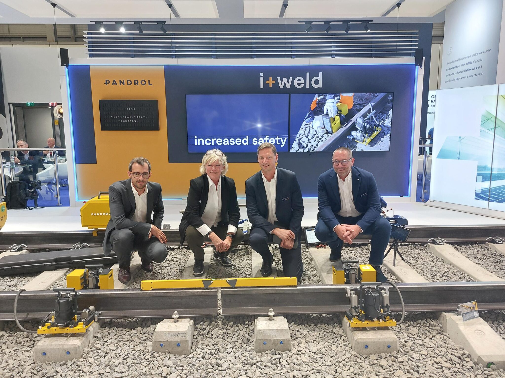 Pandrol Unveils New i+weld Solution | Railway-News