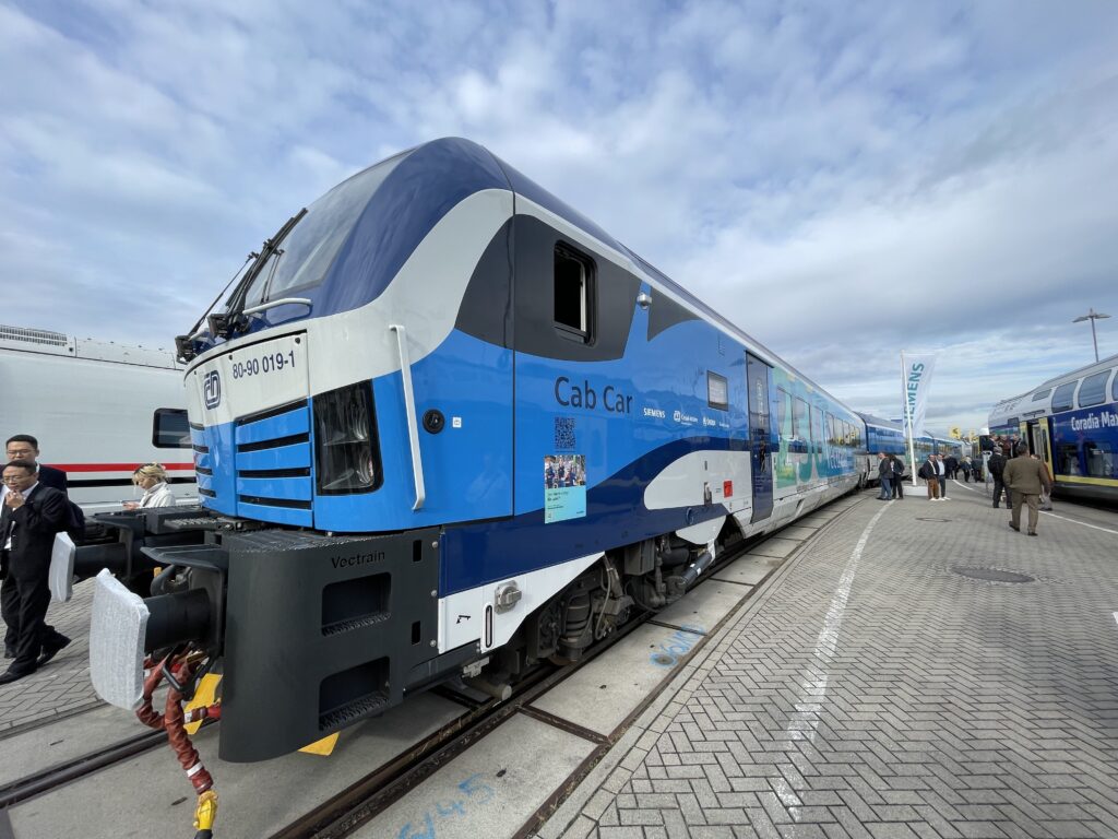 InnoTrans 2024: Siemens and Škoda Present the ComfortJet for České ...