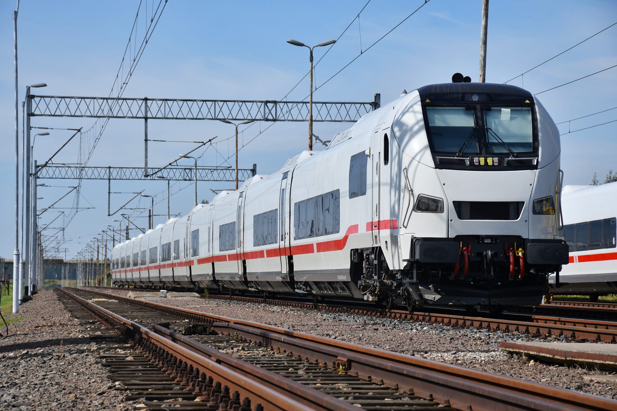 Talgo 230 Trains Approved by European and German Railway Safety ...