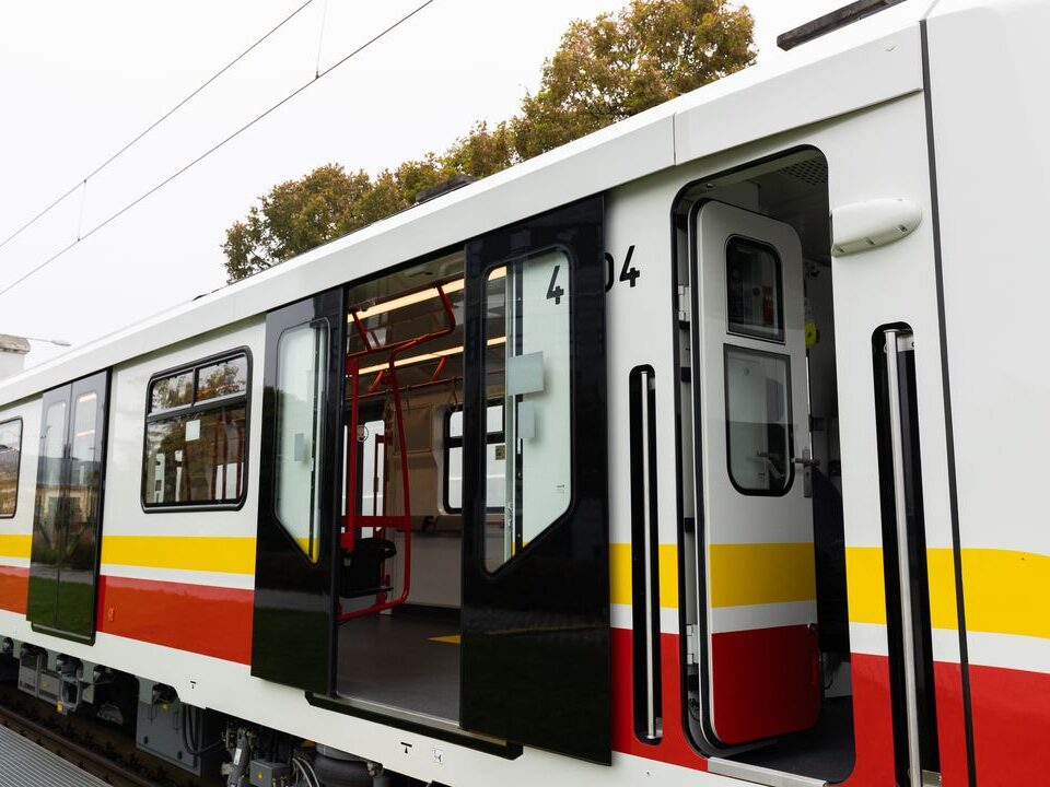 Scotland: Procurement Begins for New InterCity Trains | Railway-News