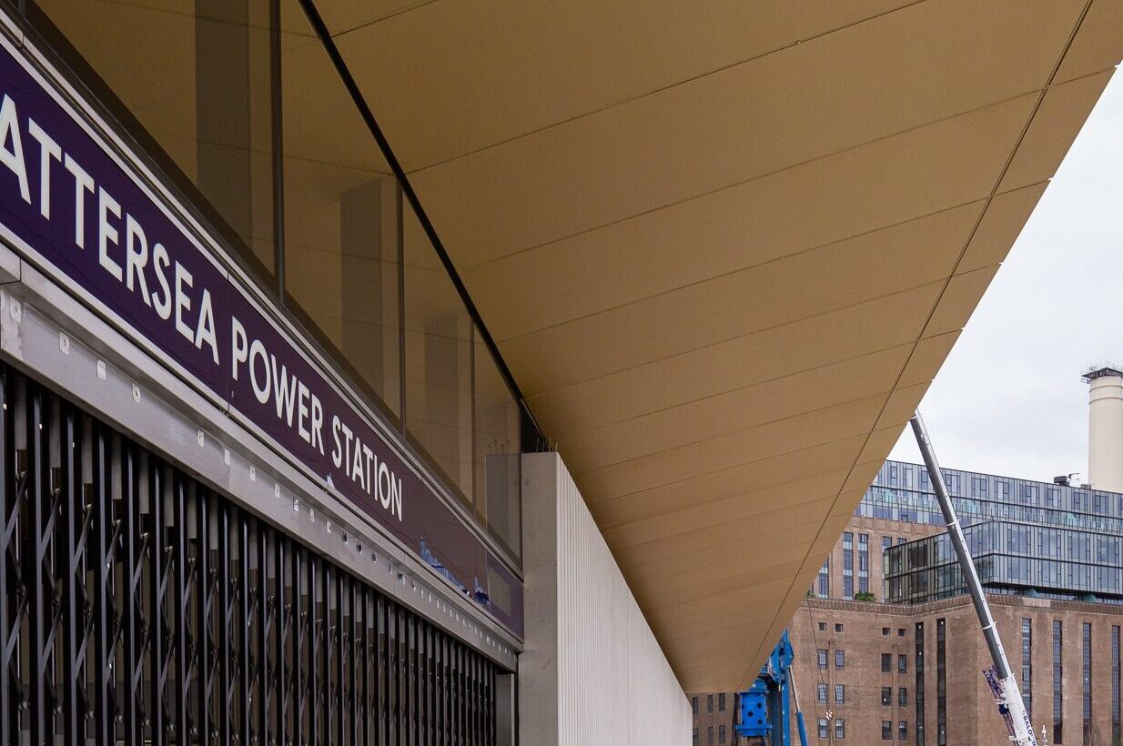 Two New Lifts Installed at Warwick Station | Railway-News