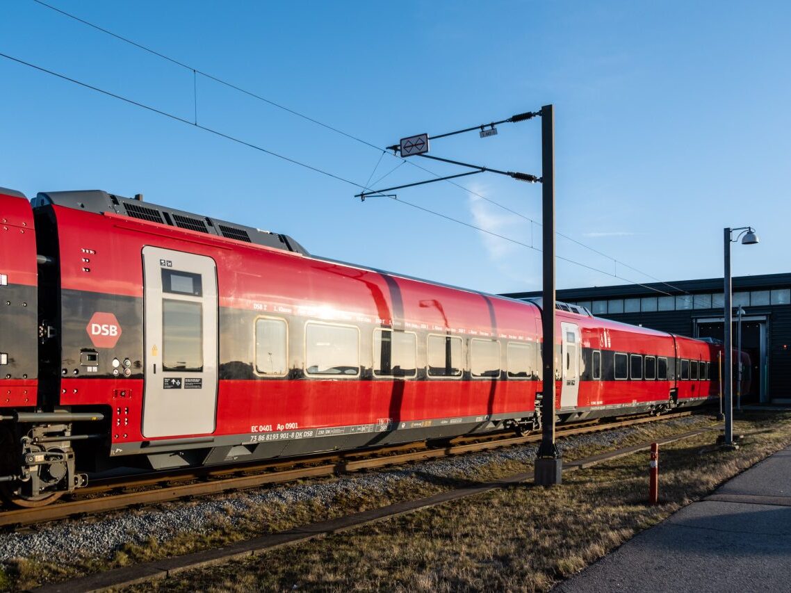 New DLR Trains Commence Testing on TfL Network | Railway-News