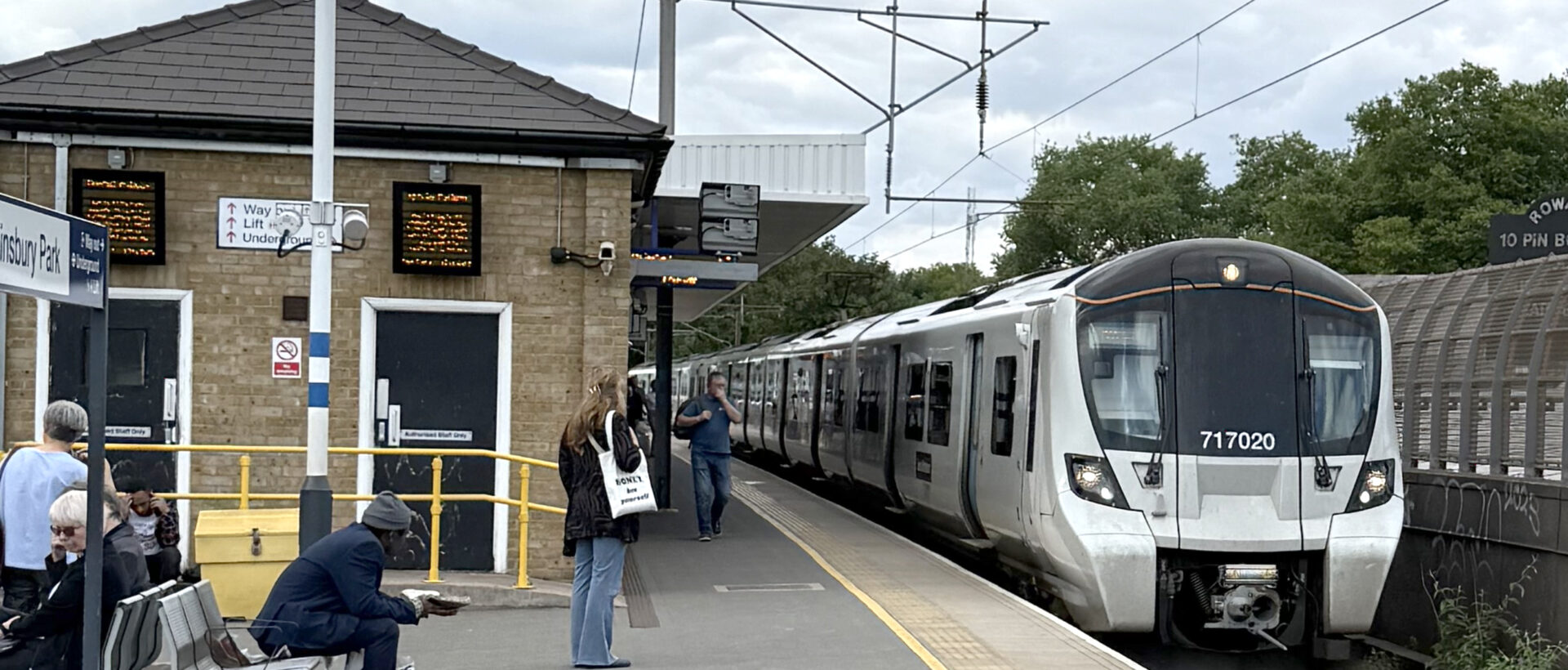 DB ESG to Provide Quality Assurance Services for New Piccadilly Line Trains