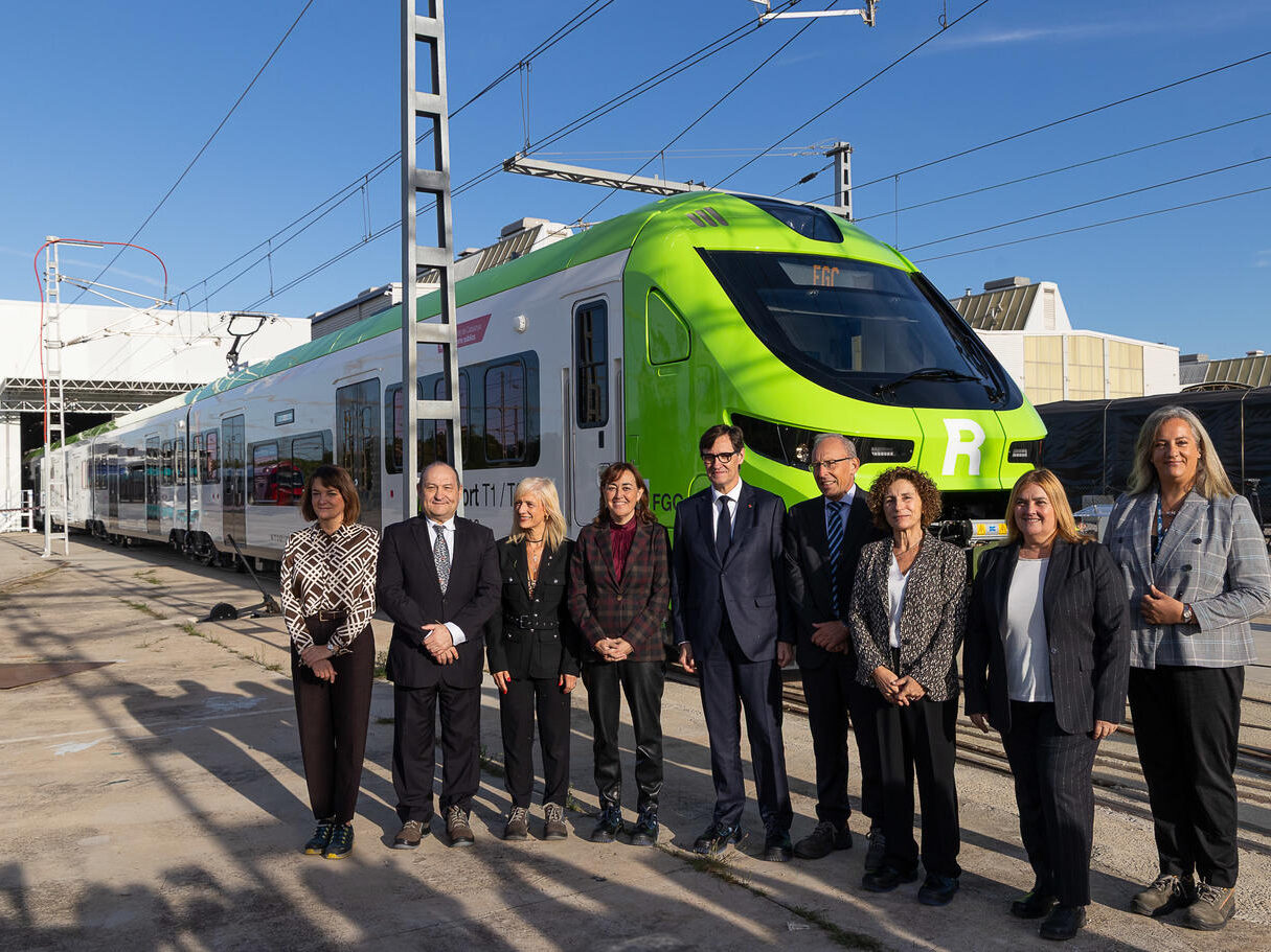 Alstom and Île-de-France Mobilités Unveil MF19 Metro Trains for Paris ...