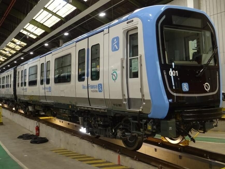 First of c2c’s Class 720 Aventra Trains Enter Passenger Service | Railway-News