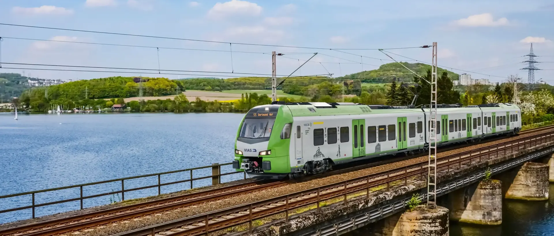 Stadler and Ferrovie Appulo Lucane Reveal First European Narrow-Gauge ...