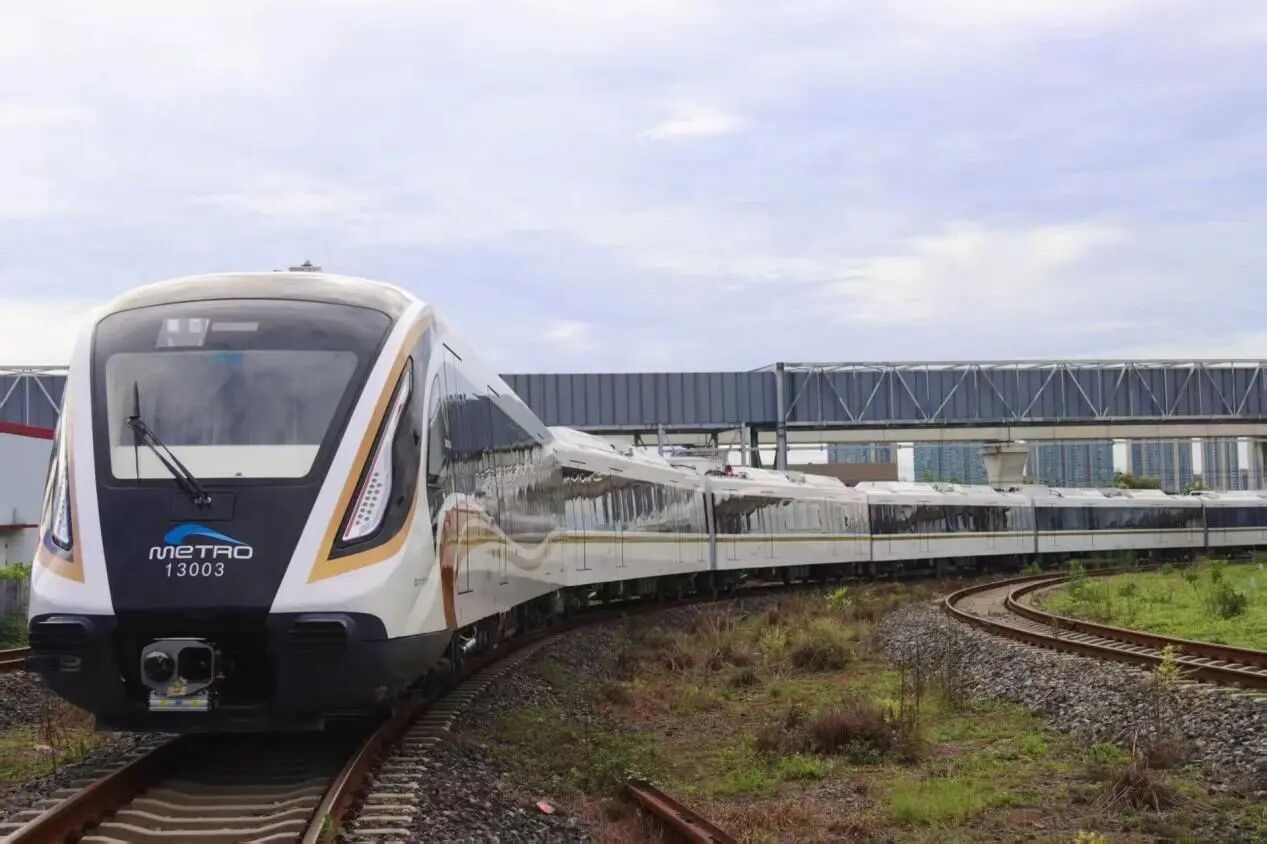 China: GoA4 Automated Metro Lines Enter Service in Chengdu | Railway-News