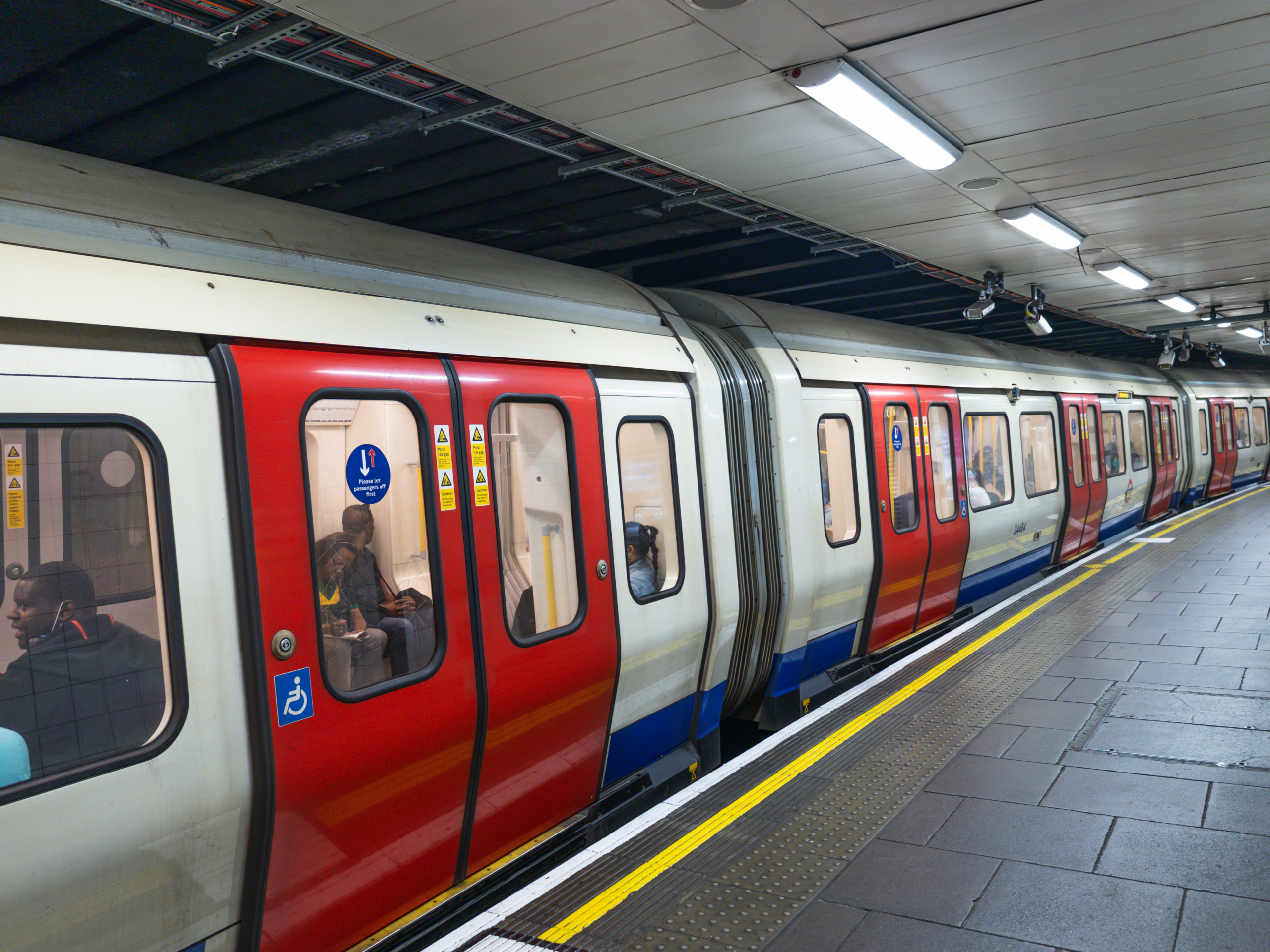 Trainline Calls for Delay Repay Reform in New Campaign | Railway-News