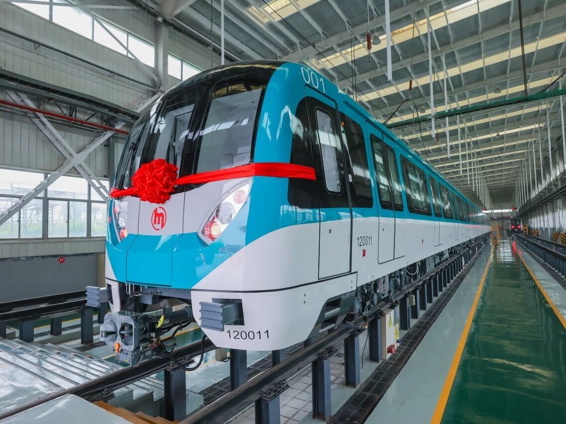 Romania: Alstom Delivers First Traxx Locomotive to ARF | Railway-News